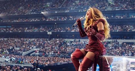 Watch Beyoncé Honor Tina Turner With Majestic River Deep Mountain