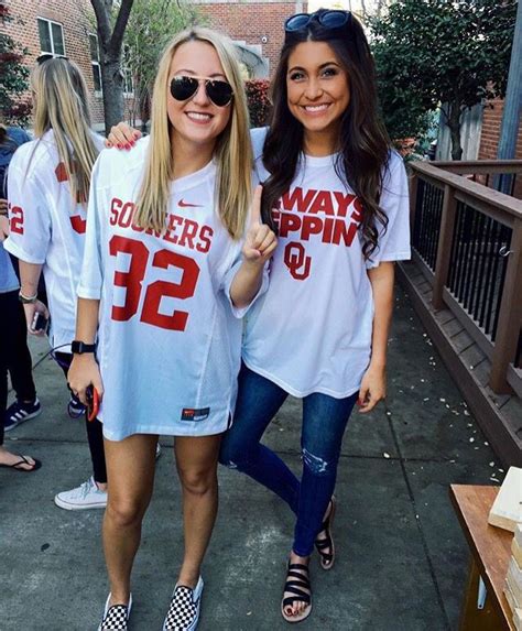 Pin By Natalie Scott On Game Day Gameday Outfit Football Outfits