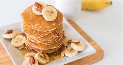 Receita De Caf Da Manh Vegano Panqueca De Banana Mundoboaforma