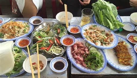 Da Nang Vietnam Da Nang By Night Seafood Dinner Night Market