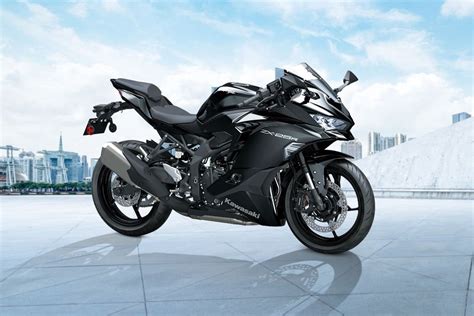 Kawasaki Ninja Zx R Price Promo July Spec Reviews