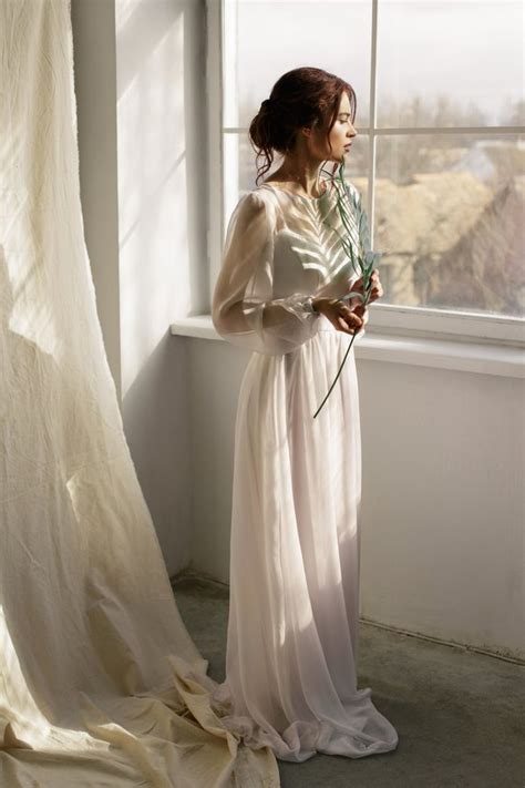 Robe longue mousseline de soie blanche La Mariée Sous Les Etoiles