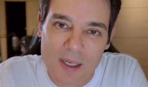 Celso Portiolli abre o jogo sobre a própria saúde após câncer e faz