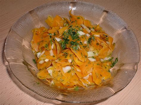 Bayrischer gelbe Rüben Salat Rezept mit Bild von kleinehobbits