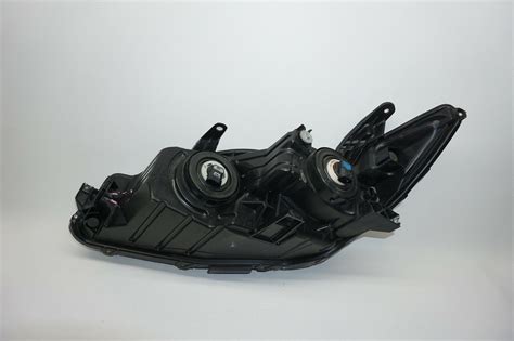 Toyota Camry Se Headlight Right Passenger Oem