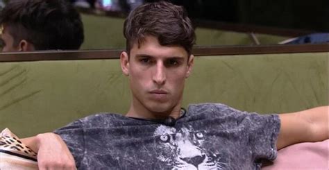 Ex BBB Felipe Prior é condenado a seis anos de prisão pelo crime de