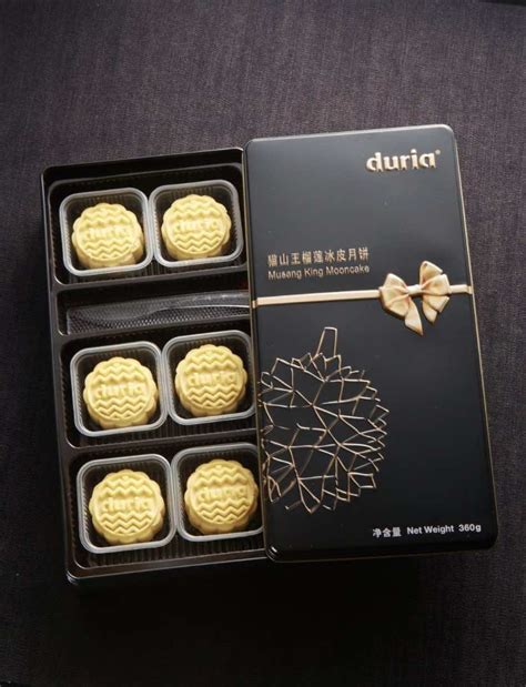 Musang King Durian Snowy Skin Mooncake 6 Pcs Food Drinks Packaged