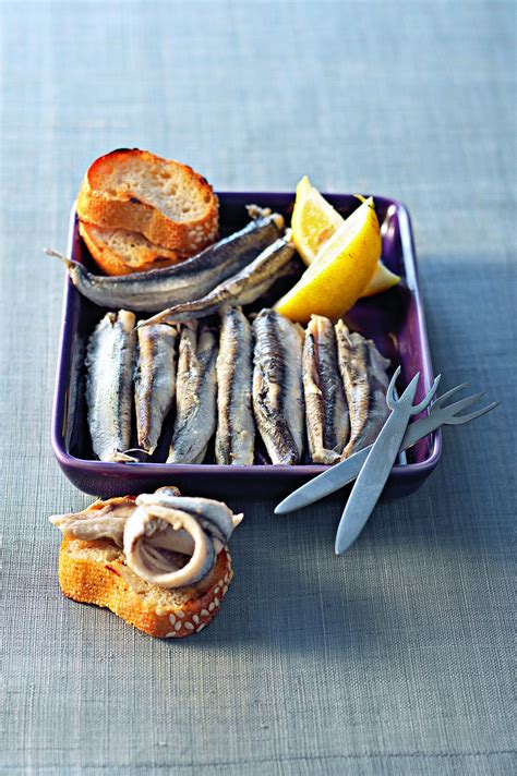Recette anchois marinés au vin Marie Claire