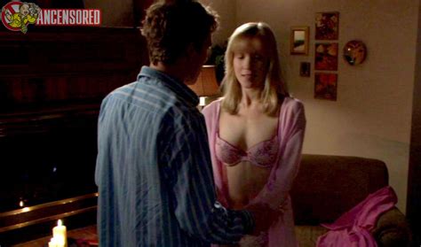 Jessy Schram Desnuda En American Pie Una Fiesta De Pelotas