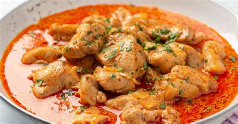 Recette Poulet Hongrois Au Paprika Et Vin Blanc