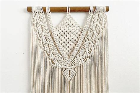 15 Boho DIY Layered Macrame Wall Hanging Tutorials For Beginners