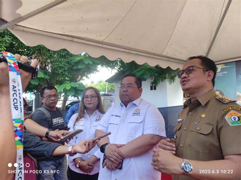 Ringankan Beban Masyarakat Kadin Sultra Pemkab Kolut Gelar Pasar Murah