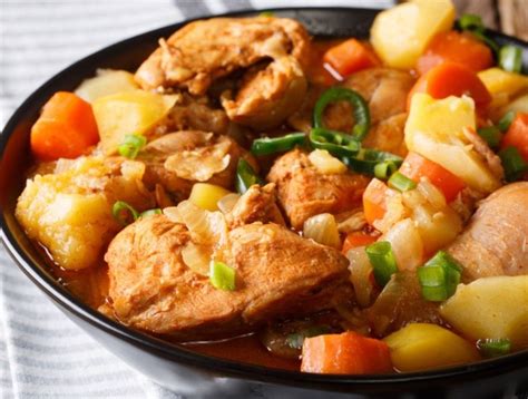 Receta Reconfortante De Estofado De Pollo Con Vegetales