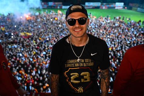 Le Marke Sports On Twitter Galatasaray Mauro Icardi Nin Bonservis