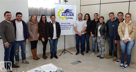 Acir Jovem Em Jandaia Do Sul Um Jornal Regional