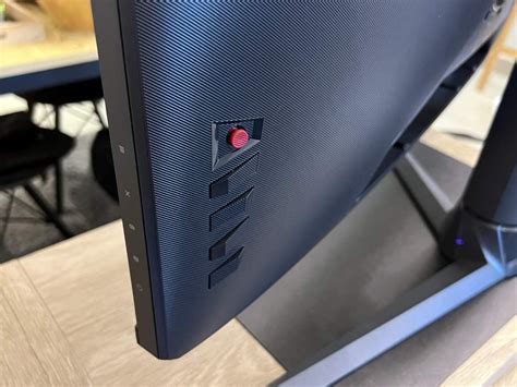 Asus Rog Strix Xg Uq Review Gadgets Middle East