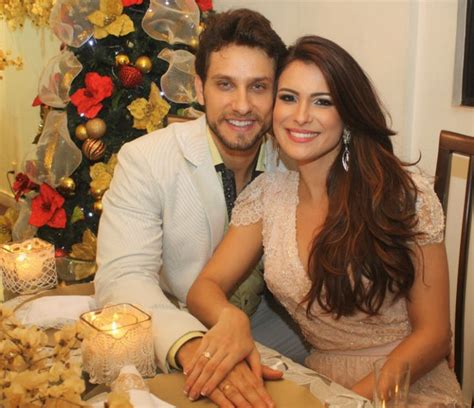 Ex Bbbs Kamilla Salgado E Eli Ser Ambr Sio Ficam Noivos Not Cias Em