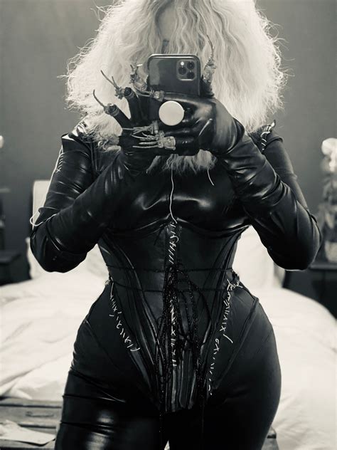 Michelle Pfeiffer Catwoman Costume Replica