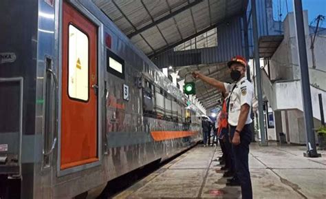 Kereta Api Blambangan Ekspres Semarang Banyuwangi Siap Beroperasi