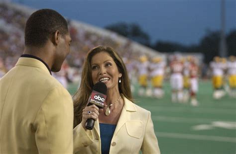 Former NFL Reporter Reveals She Had Miscarriage On Air The Spun
