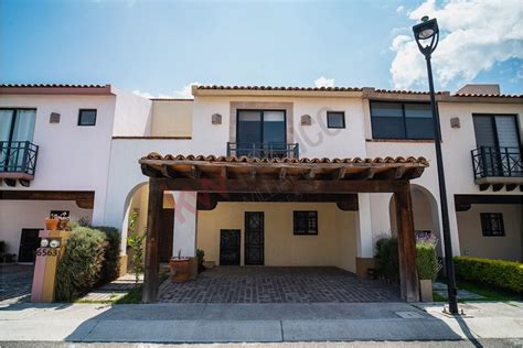 Casa Magnolias en Residencial Zirándaro San Miguel de Allende
