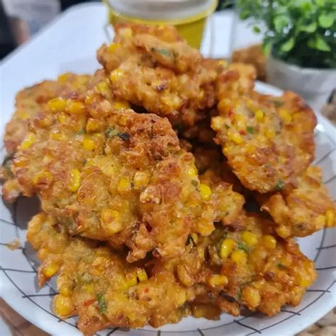 Tanpa Baking Soda Ini Cara Goreng Bakwan Jagung Yang Renyah Dan Serap