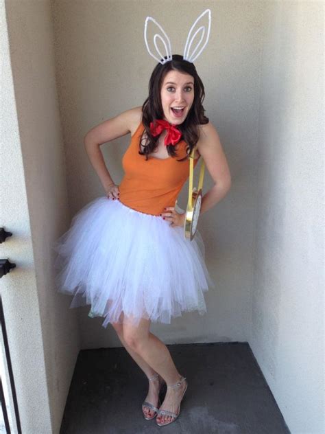 Diy Alice In Wonderland Costume Ideas Blitsy