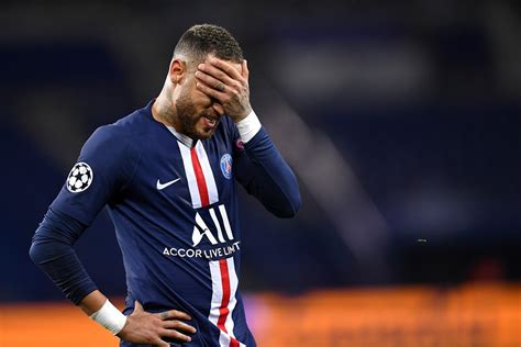 Neymar é o jogador que mais perdeu valor de mercado na pandemia diz