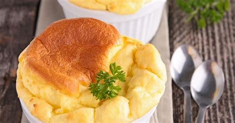 Petits soufflés à la pomme de terre au Companion recette de Petits