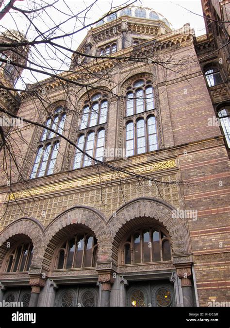 La Neue Synagoge Nouvelle Synagogue Est La Principale Synagogue De La