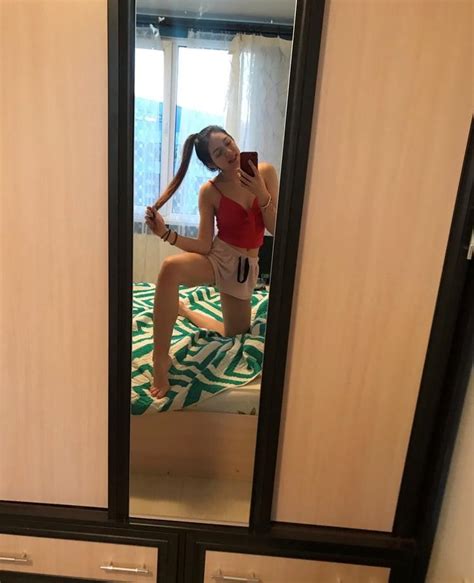21 F4M Sending Nudes To Anyone That Upvote This Post Right Now SC