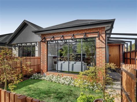 2B Campbell Grove Hawthorn East VIC 3123 Realestate Au