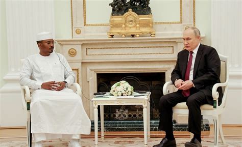 Mouscou tête à tête entre Vladimir Poutine et Mahamat Idriss Deby