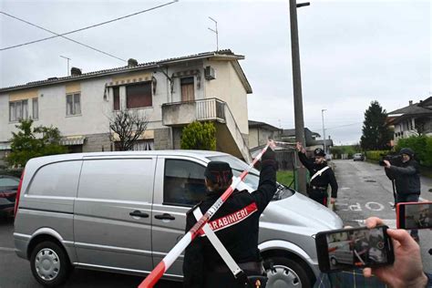 Mamma di 41 anni uccisa a coltellate il marito è irreperibile