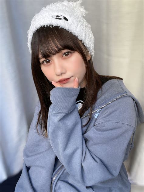 梅ちゃん先生 on Twitter 緋本はぐみさんの凄いところはよお語弊のある言い方かもしれないがバリバリに決めた自撮りよりもチェキ