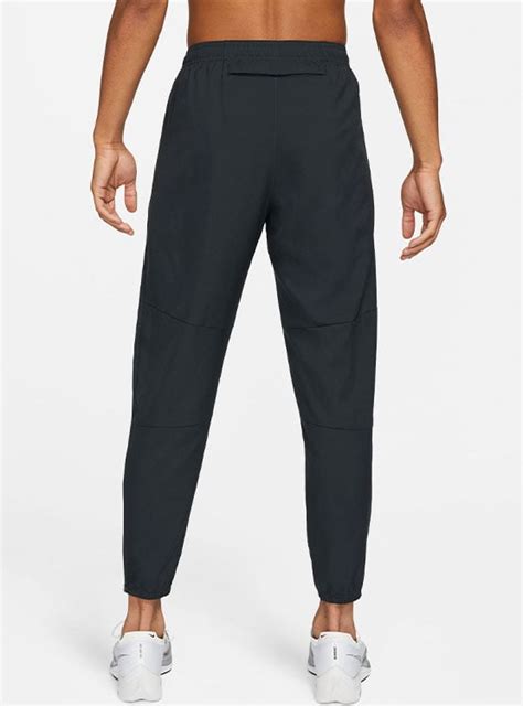 Ripley PANTALÓN DE BUZO HOMBRE NIKE POLIÉSTER DRIFIT WILD RUN CHALLENGER