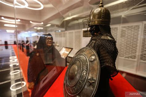 Pameran Artefak Peninggalan Nabi Muhammad SAW ANTARA News