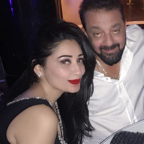 Sanjay Dutt Danced Fiercely With Wife Manyata On 15th Marriage