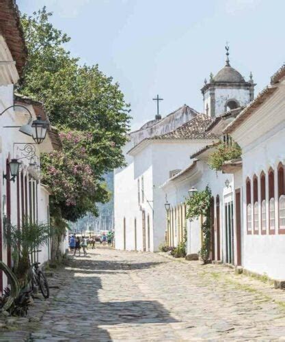 Para onde viajar em agosto conheça 5 destinos incríveis