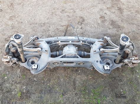 MERCEDES W204 W212 W207 SANKI TYŁ BELKA WÓZEK ZAWIESZENIE OŚ TRAWERS