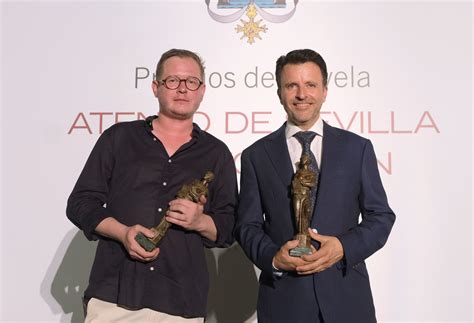 Jos Luis Gil Y Dimas Prychyslyy Ganadores De Los Premios De Novela