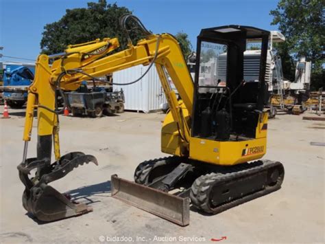 KOMATSU PC28UU OFF Set Mini Excavator Backhoe Hydraulic Thumb Blade