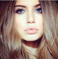 Mi Piace 9 Commenti 4 Xenia Tchoumitcheva Fanpage