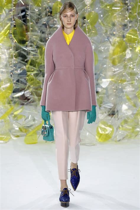 Vogue Fashion Shows Fall Ready To Wear Delpozo