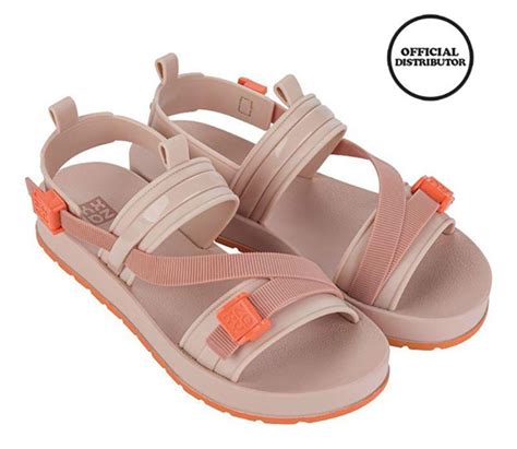 7 Rekomendasi Merk Sandal Wanita Terbaik Dan Keren Yuk Cek Di Blibli
