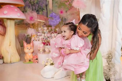 Fotos MC Loma celebra primeiro aniversário da filha Melanie