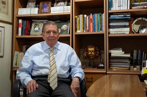 Entrevista Edmundo González Urrutia No es que soy candidato de María
