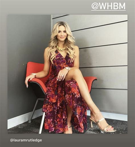 Laura Rutledge Sexy Pics