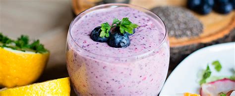 Receta batido de yogur y arándanos canalHOGAR