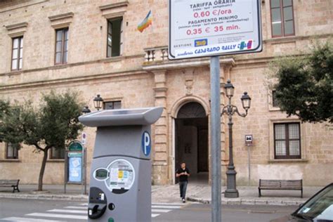 Parcheggi a pagamento la multa per grattino scaduto non è valida Ecco